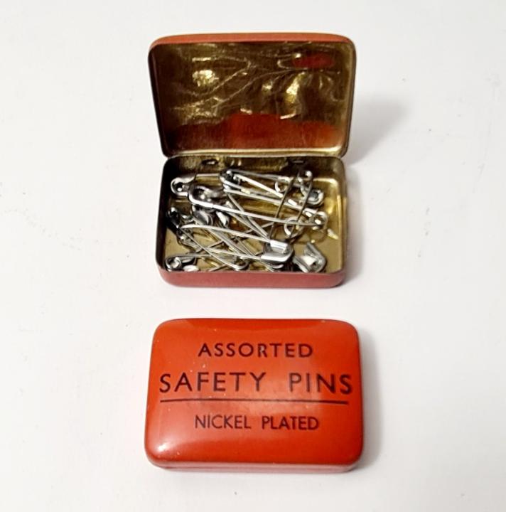 Period Safety Pin Tin (each) | CURIOUS SCIENCE