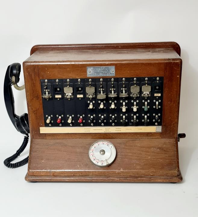 Switchboards | CURIOUS SCIENCE