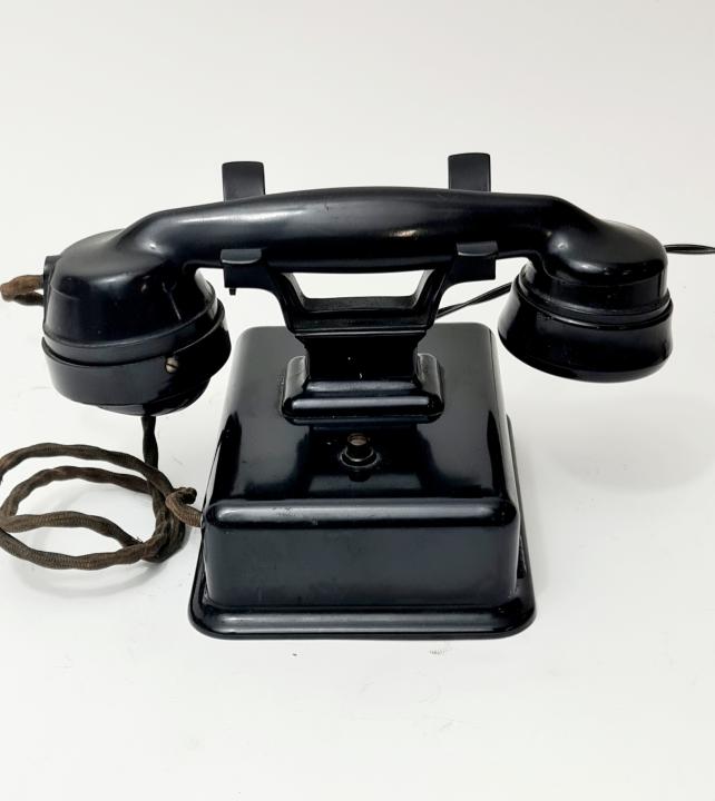 Vintage 1950’s Bakelite Intercom Telephone | CURIOUS SCIENCE