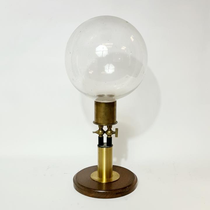Large Vacuum Sphere | CURIOUS SCIENCE