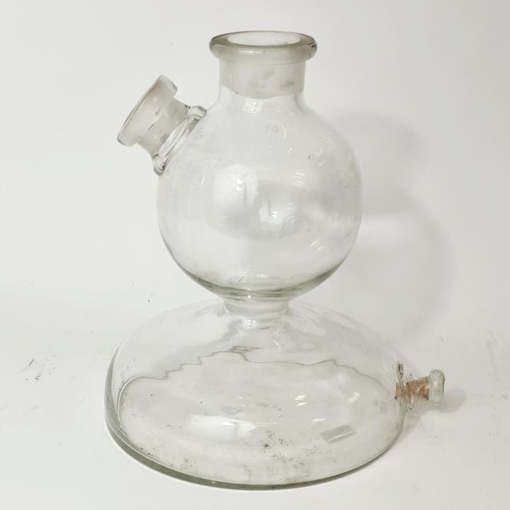 Kipps Apparatus Base | CURIOUS SCIENCE