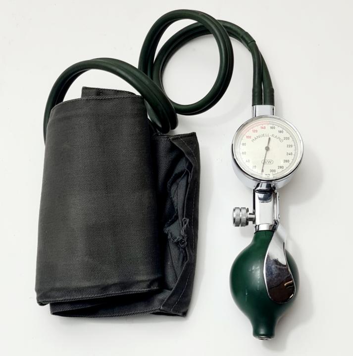Sphygmomanometer | CURIOUS SCIENCE