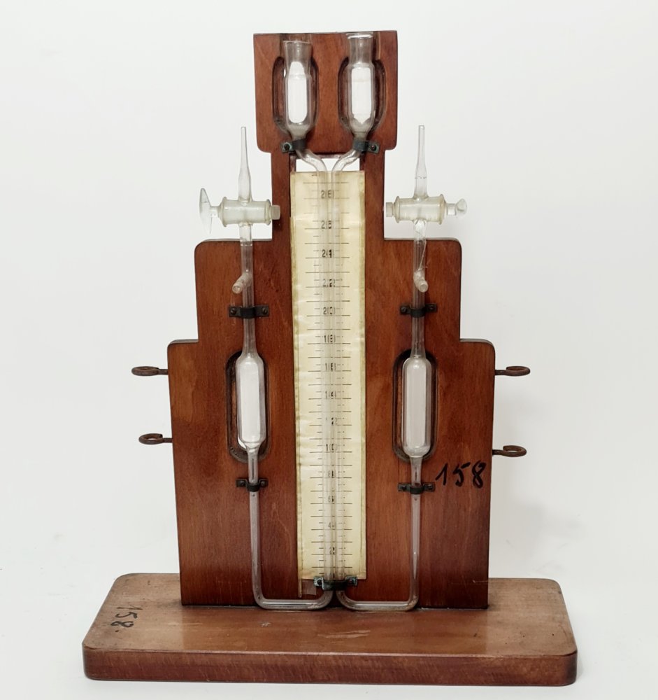 Period Manometer | CURIOUS SCIENCE