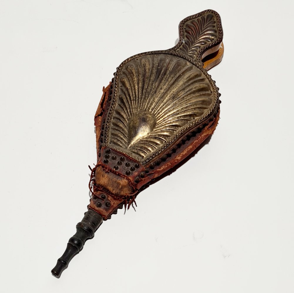 Vintage Fire Bellows | CURIOUS SCIENCE