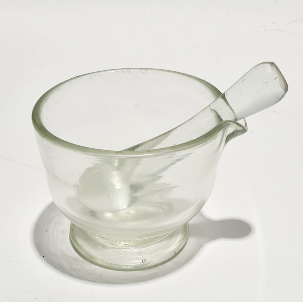 Glass Pestle & Mortar | CURIOUS SCIENCE