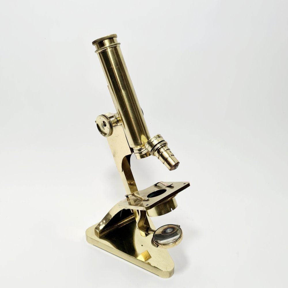Brass Microscope | CURIOUS SCIENCE