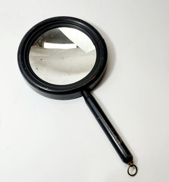 Concave Hand Mirror | CURIOUS SCIENCE