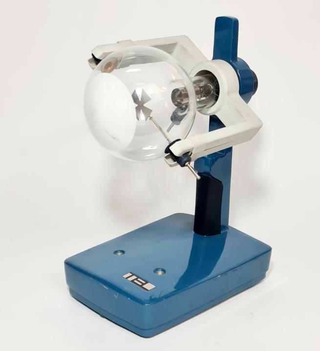 Cathode Ray Tube (CRT) | CURIOUS SCIENCE