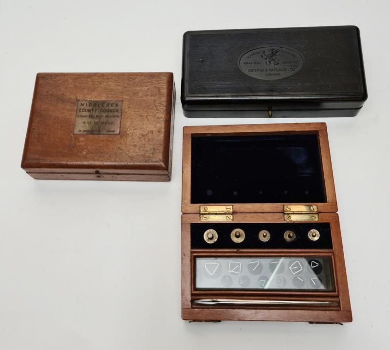 Cased Set Of Weights (priced individually) | CURIOUS SCIENCE