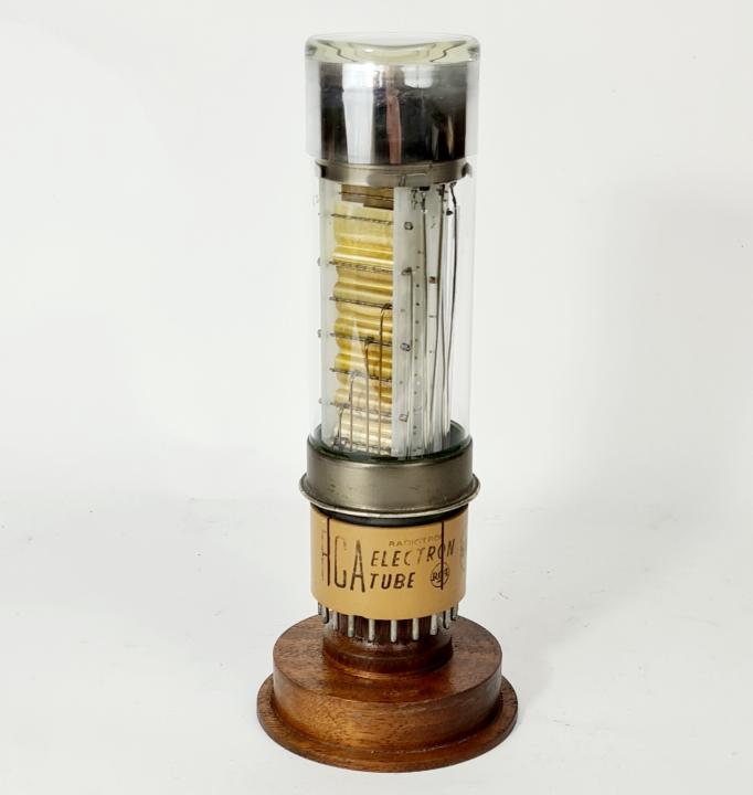 Vacuum Tube / Valve on Wooden Base | CURIOUS SCIENCE