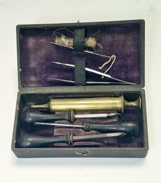 Trochar And Canula Set | CURIOUS SCIENCE