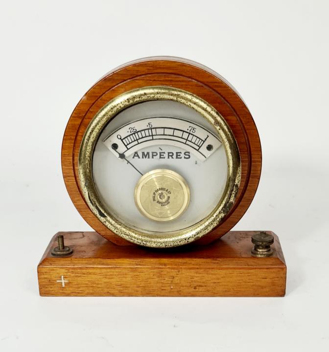 Mahogany Cased Ammeter | CURIOUS SCIENCE