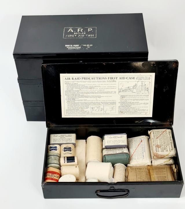 ARP Air Raid Precautions Home First Aid Case | CURIOUS SCIENCE