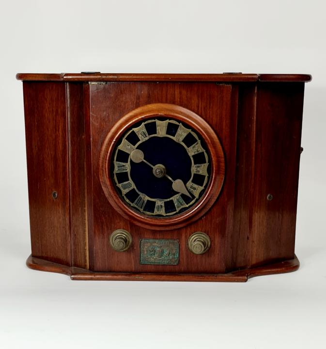 Vintage Timed Electric Shock Therapy Machine (ECT) | CURIOUS SCIENCE