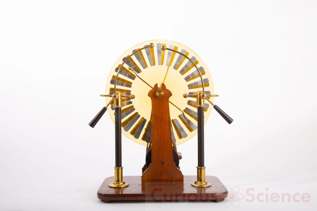 Wimshurst Machine | CURIOUS SCIENCE