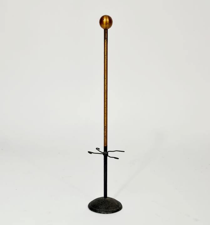 Electrostatic Conductor | CURIOUS SCIENCE