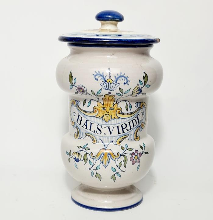 Pharmacy Jar | CURIOUS SCIENCE