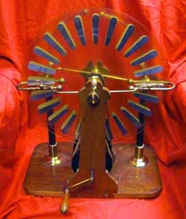 Wimshurst, Electrical Spark Machine | CURIOUS SCIENCE