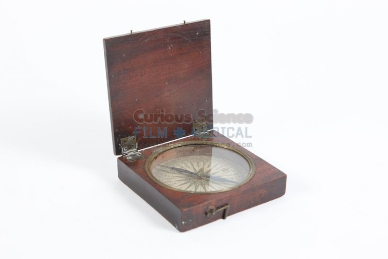 Compass | CURIOUS SCIENCE