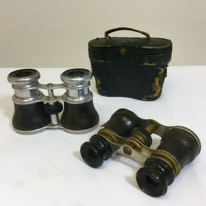 Opera glasses | CURIOUS SCIENCE