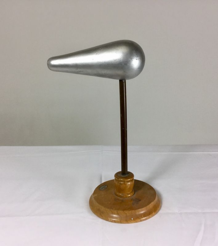 Electrostatic conductor | CURIOUS SCIENCE