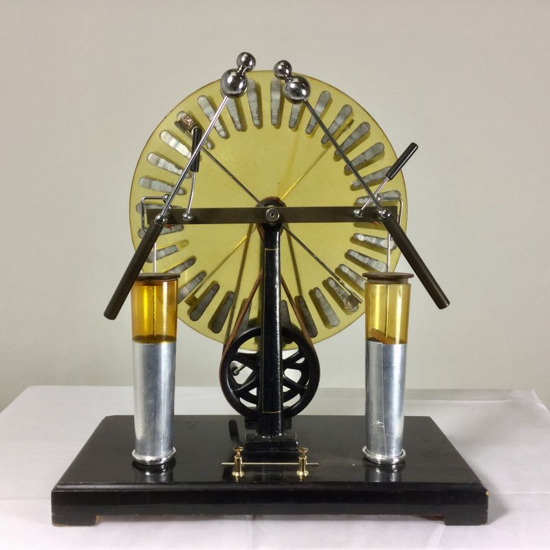 Wimshurst machine | CURIOUS SCIENCE