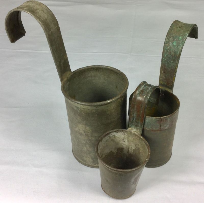 Measuring cups | CURIOUS SCIENCE