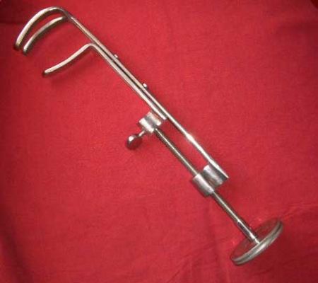 Adjustable retractor | CURIOUS SCIENCE